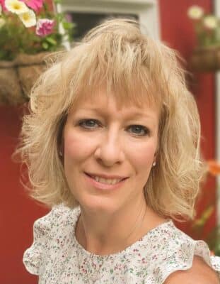 Free Motion Quilting Summit Registration - Mary Go Round Quilts